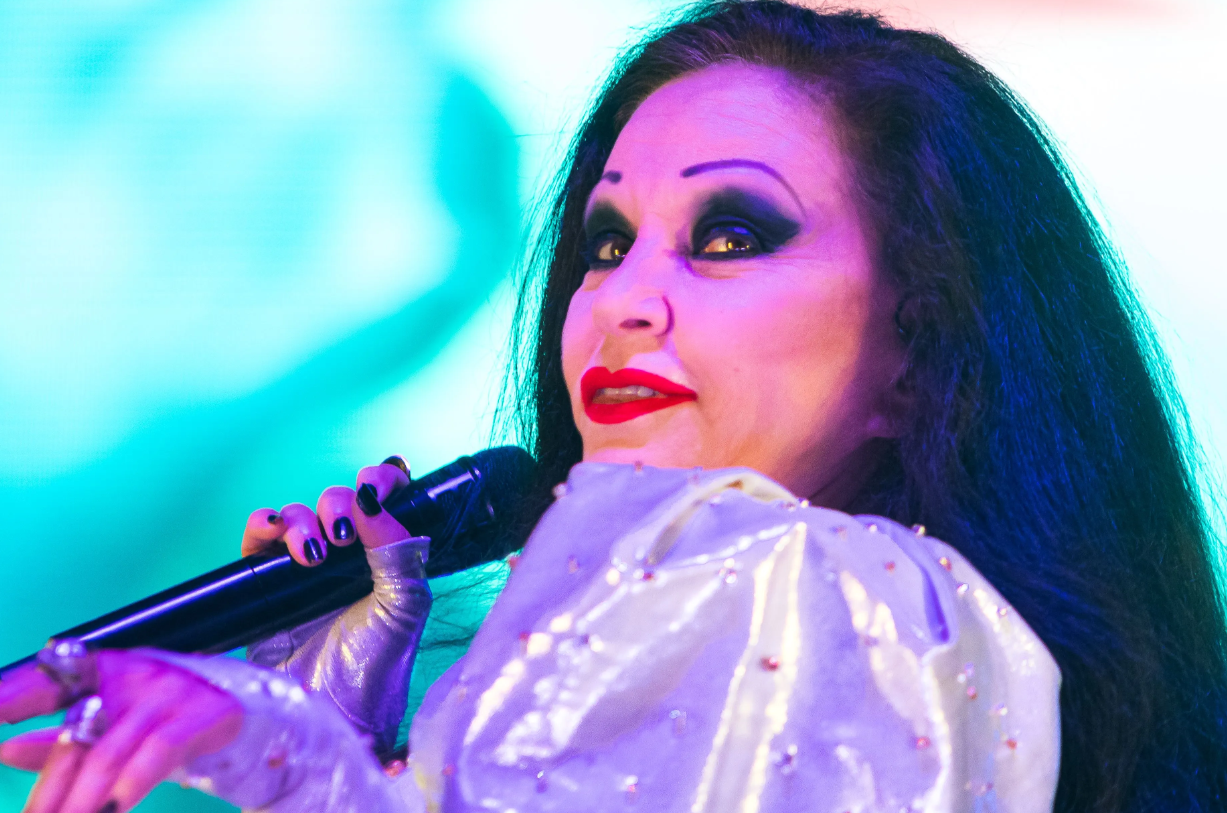 Alaska Cantante La Emblemática Figura del Rock y la Movida Madrileña